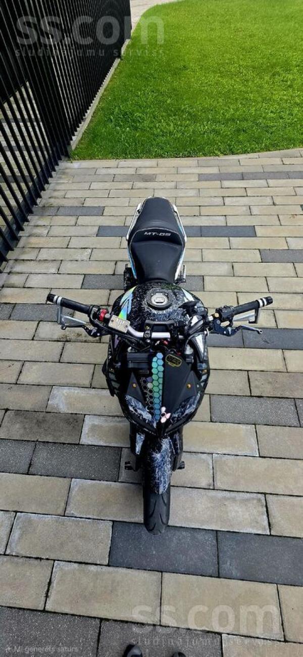 Yamaha MT 09 2018 in Cesis, with an engine capacity of 0.85 L and mileage of 0 thousand km for 7500 €, photo 7 on AUTOMOTO.COM.LV