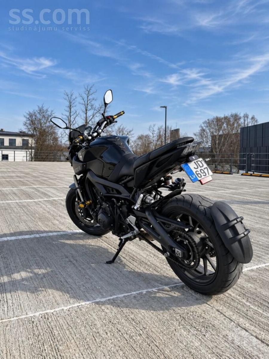 Yamaha MT 09 2019 in Riga, with an engine capacity of 0.80 L and mileage of 0 thousand km for 5900 €, photo 8 on AUTOMOTO.COM.LV