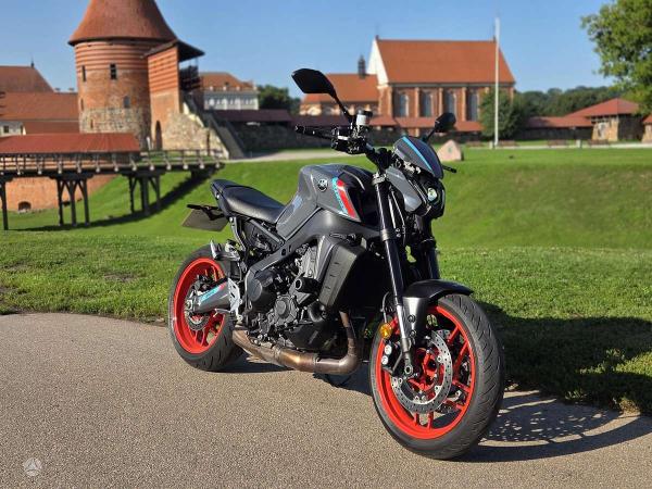 Yamaha MT 09 2021 Kauņa, ar dzinēja tilpumu 0.89 L un nobraukumu 2 tūkst. km par 7949 €, foto 1 vietnē AUTOMOTO.COM.LV