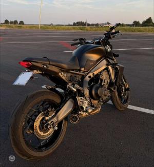 Yamaha MT 09 2021 in Plunge, with an engine capacity of 0.90 L and mileage of 30 thousand km for 6900 €, photo 3 on AUTOMOTO.COM.LV
