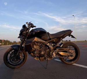 Yamaha MT 09 2021 in Plunge, with an engine capacity of 0.90 L and mileage of 30 thousand km for 6900 €, photo 6 on AUTOMOTO.COM.LV