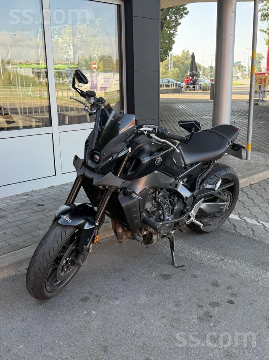 Yamaha MT 09 2022 in Riga, with an engine capacity of 0.90 L and mileage of 0 thousand km for 7700 €, photo 1 on AUTOMOTO.COM.LV