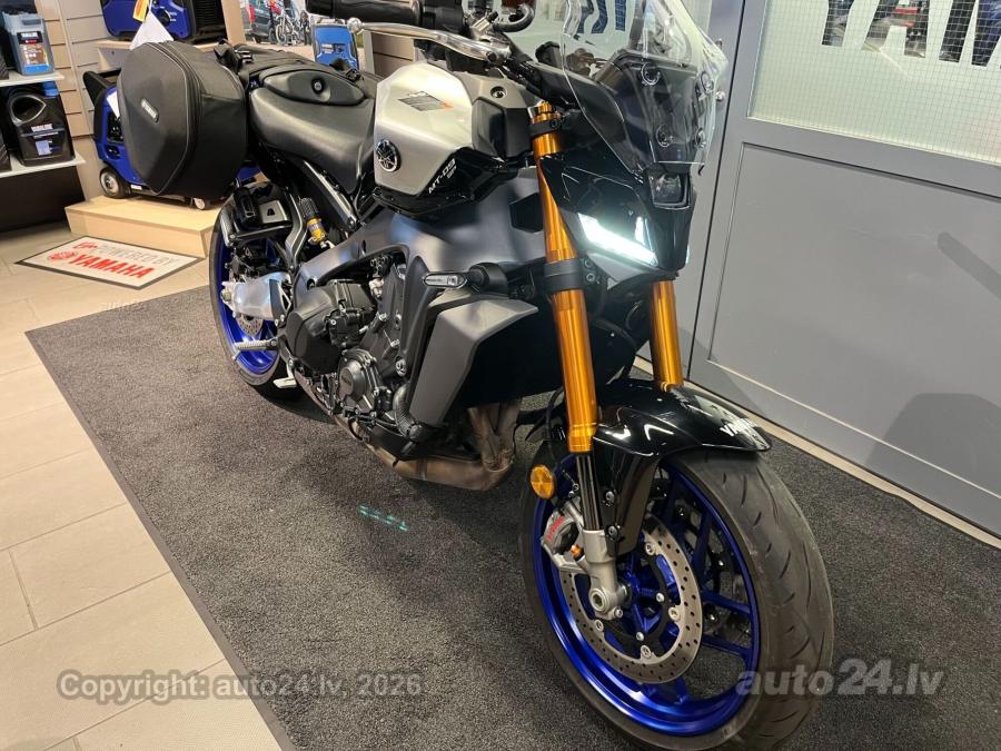 Yamaha MT 09 2024 in Tallinn, with an engine capacity of 0.89 L and mileage of 5 thousand km for 9490 €, photo 3 on AUTOMOTO.COM.LV