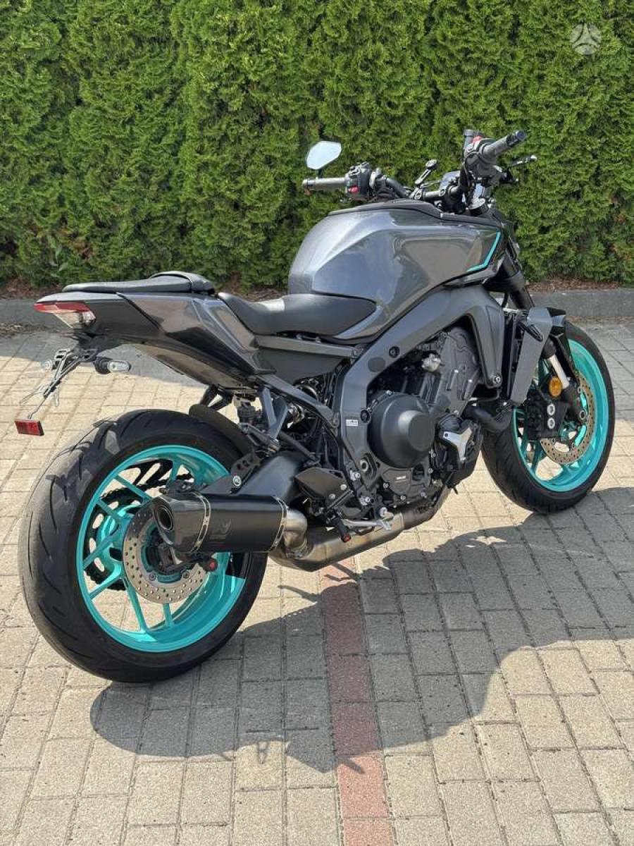 Yamaha MT 09 2024 in Alytus, with an engine capacity of 0.90 L and mileage of 12 thousand km for 7700 €, photo 5 on AUTOMOTO.COM.LV