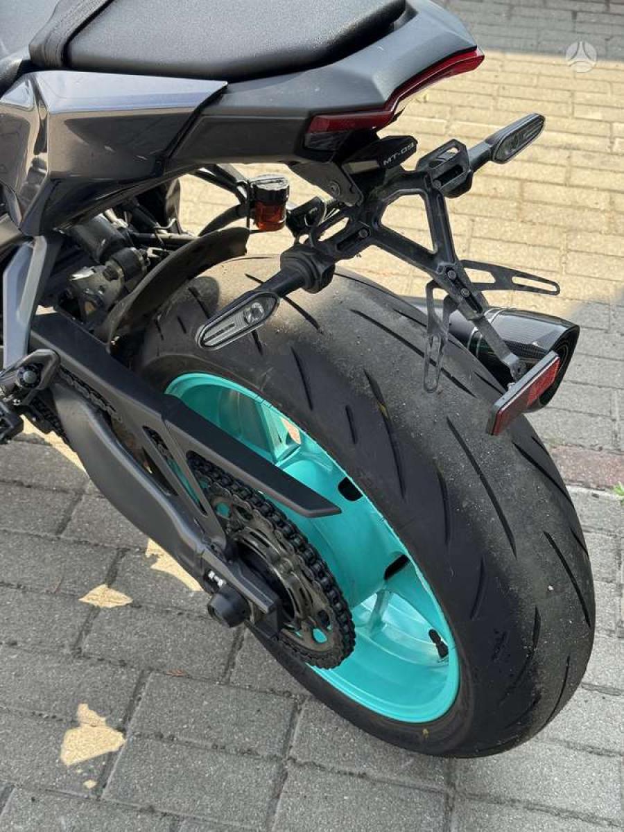 Yamaha MT 09 2024 in Alytus, with an engine capacity of 0.90 L and mileage of 12 thousand km for 7700 €, photo 13 on AUTOMOTO.COM.LV