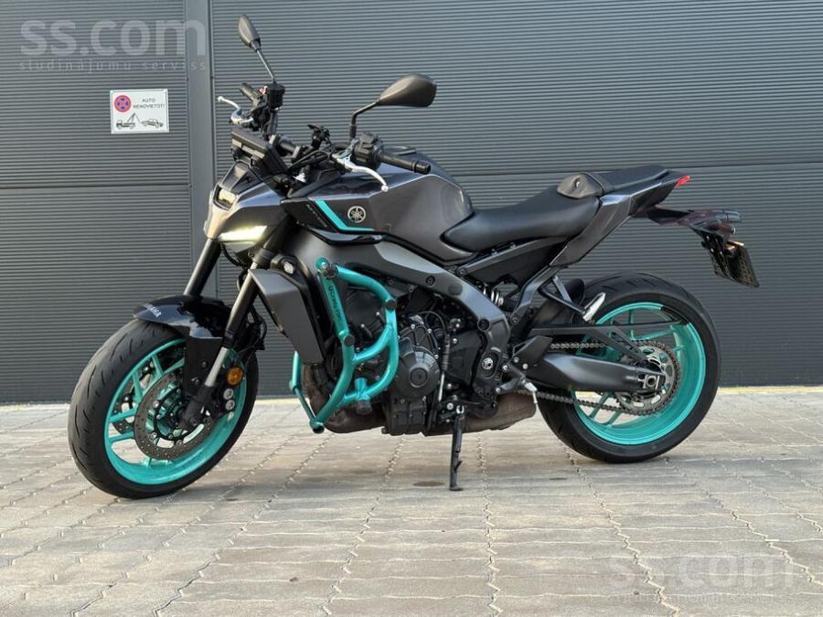 Yamaha MT 09 2024 in Riga, with an engine capacity of 0.89 L and mileage of 0 thousand km for 7990 €, photo 1 on AUTOMOTO.COM.LV