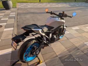 Yamaha MT 09 2025 in Tallinn, with an engine capacity of 0.89 L and mileage of 8 thousand km for 9790 €, photo 5 on AUTOMOTO.COM.LV