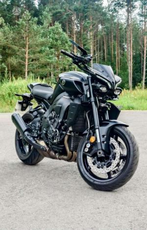 Black Yamaha MT 10 2023 in Vilnius, with an engine capacity of 1.00 L and mileage of 3 thousand km for 10999 €, photo 14 on AUTOMOTO.COM.LV