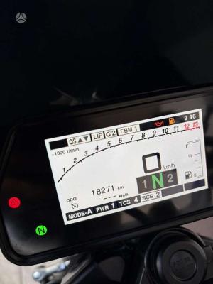 Melns Yamaha MT 10 2023 Kauņa, ar dzinēja tilpumu 1.00 L un nobraukumu 18 tūkst. km par 9700 €, foto 6 vietnē AUTOMOTO.COM.LV