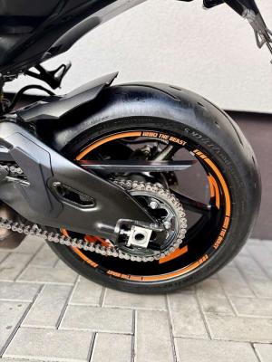 Melns Yamaha MT 10 2023 Kauņa, ar dzinēja tilpumu 1.00 L un nobraukumu 18 tūkst. km par 9700 €, foto 15 vietnē AUTOMOTO.COM.LV