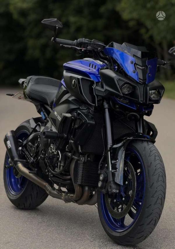 Blue Yamaha MT 10 2018 in Vilnius, with an engine capacity of 1.00 L and mileage of 30 thousand km for 8150 €, photo 3 on AUTOMOTO.COM.LV