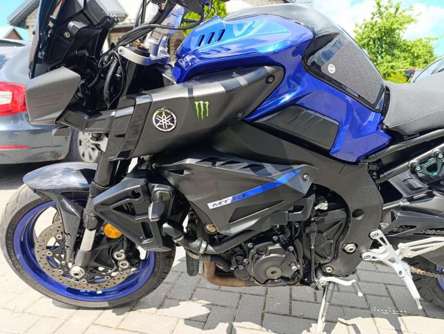 Blue Yamaha MT 10 2019 in Alytus, with an engine capacity of 1.00 L and mileage of 24 thousand km for 8900 €, photo 17 on AUTOMOTO.COM.LV