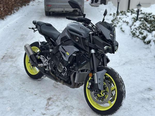 Pelēks Yamaha MT 10 2016 Šauļi, ar dzinēja tilpumu 1.00 L un nobraukumu 29 tūkst. km par 6200 €, foto 1 vietnē AUTOMOTO.COM.LV