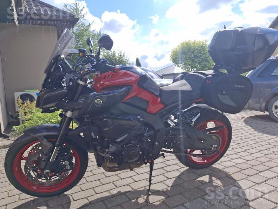Yamaha MT 10 2010 Ventspils, ar dzinēja tilpumu 1.00 L un nobraukumu 0 tūkst. km par 10000 €, foto 3 vietnē AUTOMOTO.COM.LV