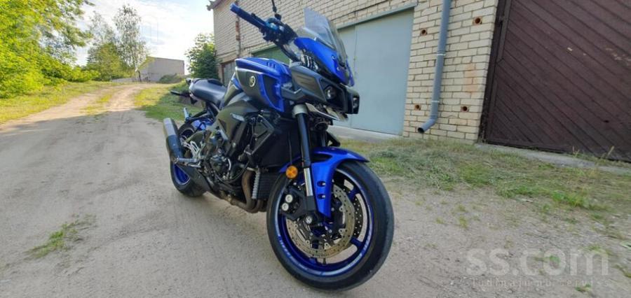 Yamaha MT 10 2016 Rīga, ar dzinēja tilpumu 1.00 L un nobraukumu 0 tūkst. km par 9500 €, foto 1 vietnē AUTOMOTO.COM.LV