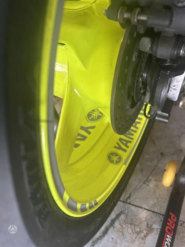 Yamaha MT 10 2016 in Telschi, with an engine capacity of 1.00 L and mileage of 19 thousand km for 8800 €, photo 7 on AUTOMOTO.COM.LV