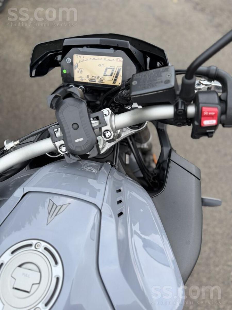Yamaha MT 10 2016 Rīga, ar dzinēja tilpumu 1.00 L un nobraukumu 0 tūkst. km par 7700 €, foto 5 vietnē AUTOMOTO.COM.LV