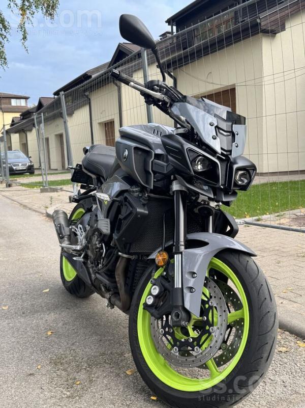 Yamaha MT 10 2016 Rīga, ar dzinēja tilpumu 1.00 L un nobraukumu 0 tūkst. km par 7300 €, foto 1 vietnē AUTOMOTO.COM.LV