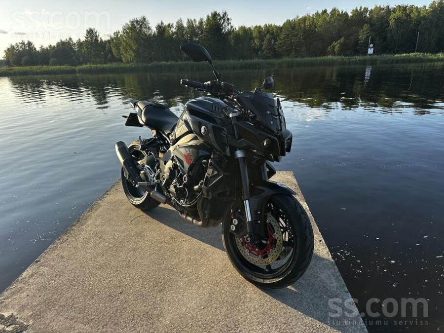 Yamaha MT 10 2017 Rīga, ar dzinēja tilpumu 1.00 L un nobraukumu 0 tūkst. km par 10000 €, foto 1 vietnē AUTOMOTO.COM.LV