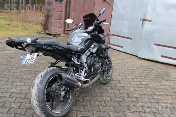 Yamaha MT 10 2018 Rīga, ar dzinēja tilpumu 1.00 L un nobraukumu 0 tūkst. km par 9600 €, foto 2 vietnē AUTOMOTO.COM.LV