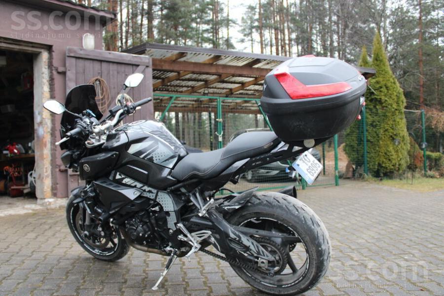 Yamaha MT 10 2018 in Riga, with an engine capacity of 1.00 L and mileage of 0 thousand km for 9300 €, photo 5 on AUTOMOTO.COM.LV