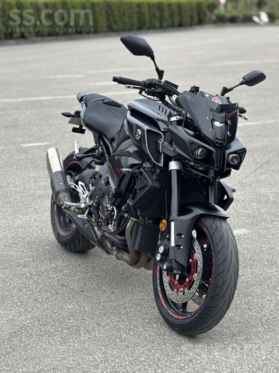 Yamaha MT 10 2018 in Riga, with an engine capacity of 1.00 L and mileage of 0 thousand km for 9300 €, photo 1 on AUTOMOTO.COM.LV