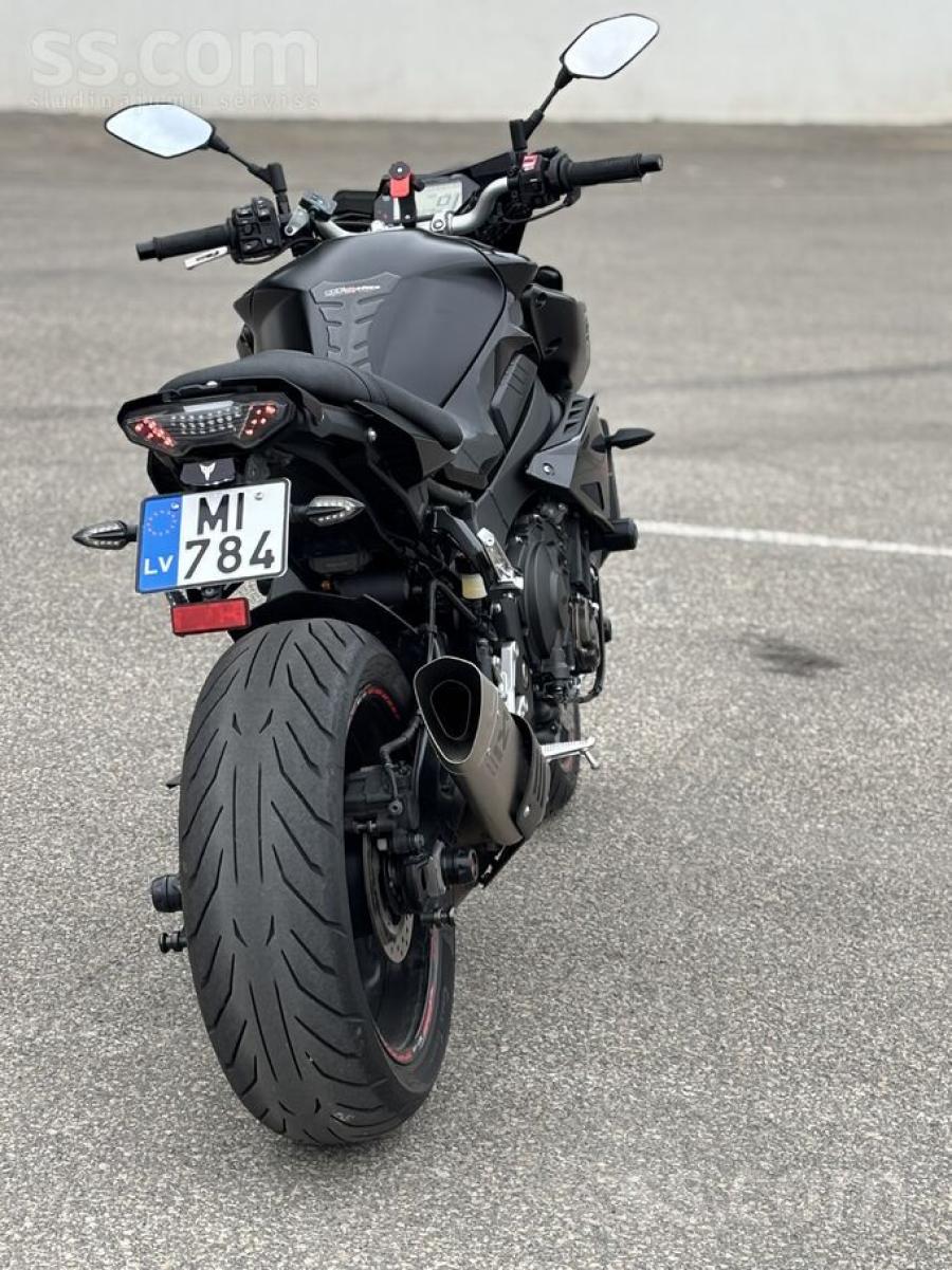 Yamaha MT 10 2018 in Riga, with an engine capacity of 1.00 L and mileage of 0 thousand km for 9300 €, photo 4 on AUTOMOTO.COM.LV