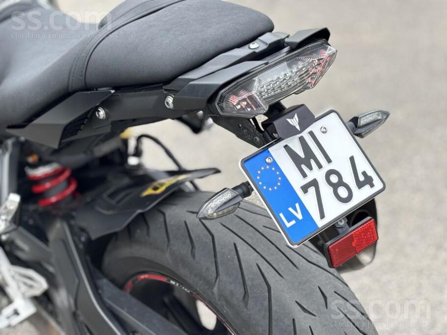 Yamaha MT 10 2018 in Riga, with an engine capacity of 1.00 L and mileage of 0 thousand km for 9300 €, photo 7 on AUTOMOTO.COM.LV
