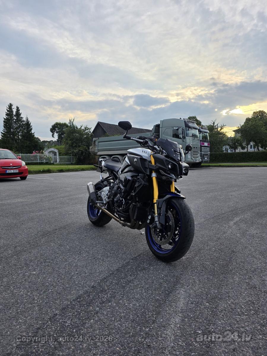 Yamaha MT 10 2018 Tallina, ar dzinēja tilpumu 1.00 L un nobraukumu 26 tūkst. km par 10500 €, foto 3 vietnē AUTOMOTO.COM.LV