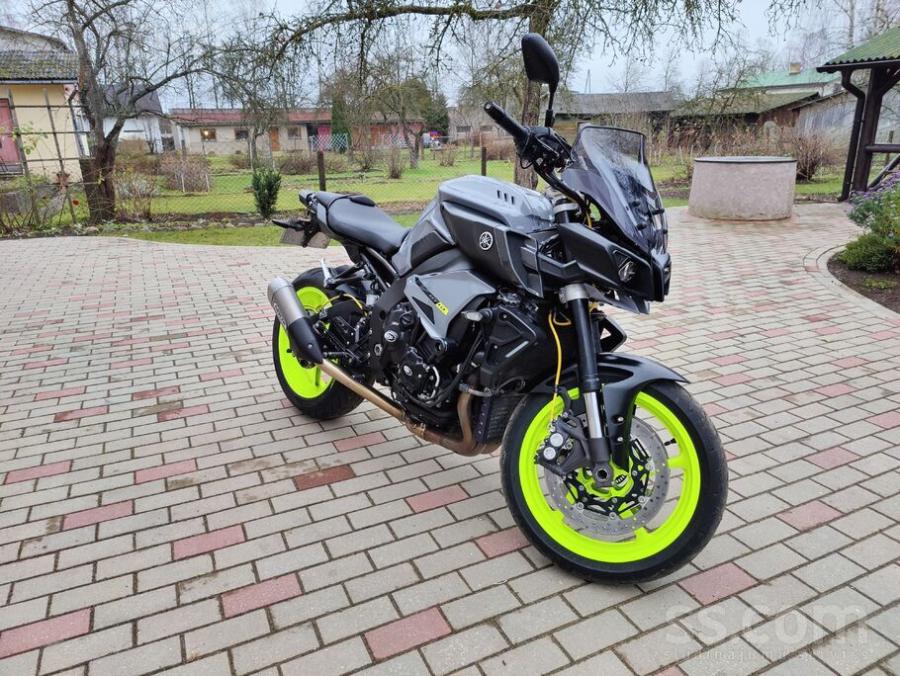 Yamaha MT 10 2018 in Riga, with an engine capacity of 1.00 L and mileage of 0 thousand km for 6100 €, photo 3 on AUTOMOTO.COM.LV