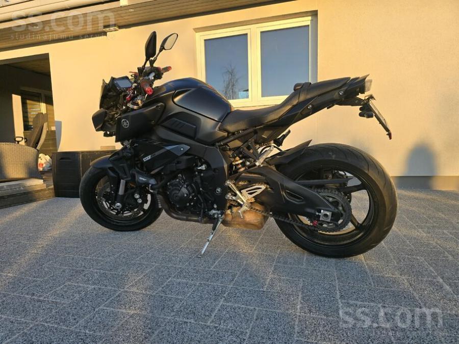 Yamaha MT 10 2019 Rīga, ar dzinēja tilpumu 1.00 L un nobraukumu 0 tūkst. km par 11000 €, foto 3 vietnē AUTOMOTO.COM.LV
