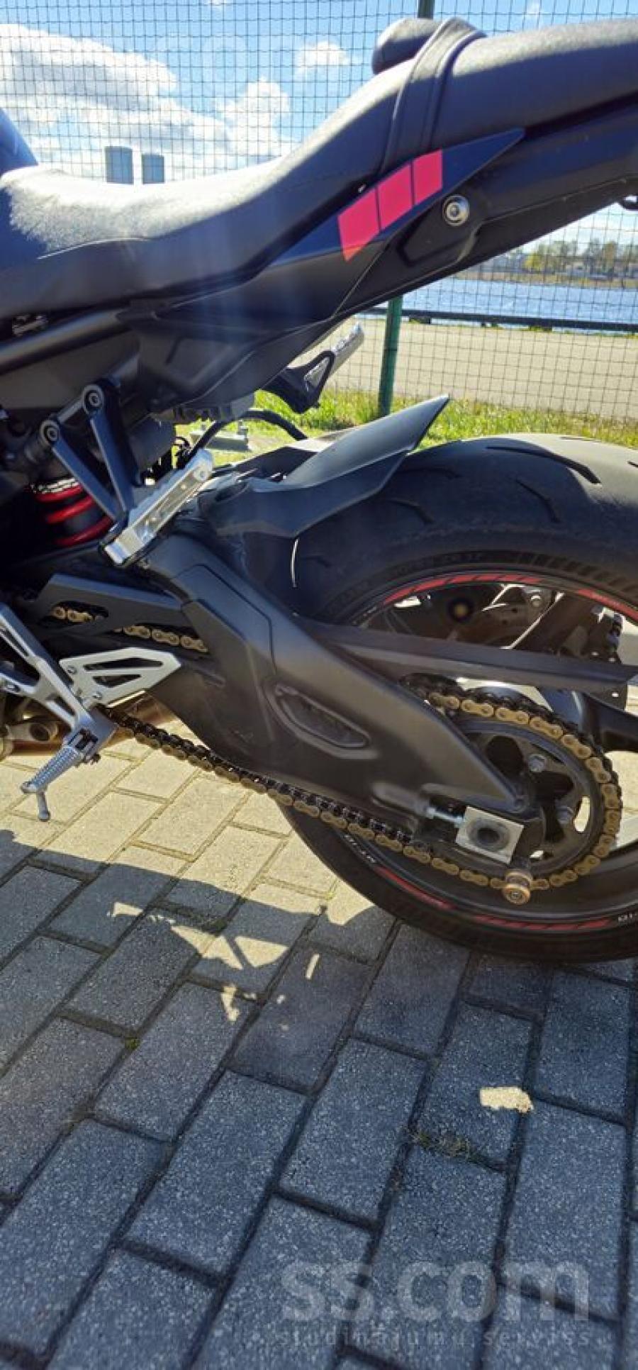 Yamaha MT 10 2019 Rīga, ar dzinēja tilpumu 1.00 L un nobraukumu 0 tūkst. km par 11500 €, foto 8 vietnē AUTOMOTO.COM.LV