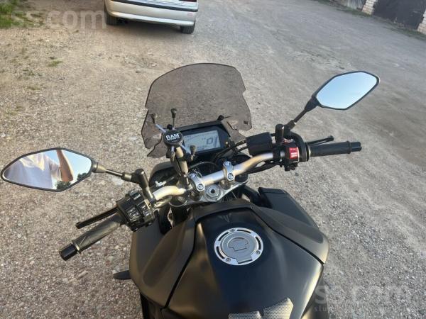 Yamaha MT 10 2020 Tukums, ar dzinēja tilpumu 1.00 L un nobraukumu 0 tūkst. km par 11000 €, foto 7 vietnē AUTOMOTO.COM.LV