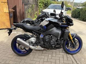 Yamaha MT 10 2023 in Vilnius, with an engine capacity of 1.00 L and mileage of 22 thousand km for 11000 €, photo 3 on AUTOMOTO.COM.LV