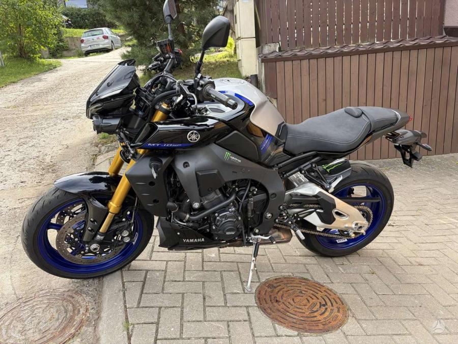 Yamaha MT 10 2023 in Vilnius, with an engine capacity of 1.00 L and mileage of 22 thousand km for 11000 €, photo 7 on AUTOMOTO.COM.LV