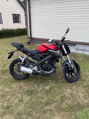 Melns Yamaha MT 125 2015 Rakvere, ar dzinēja tilpumu 0.13 L un nobraukumu 33 tūkst. km par 2500 €, foto 5 vietnē AUTOMOTO.COM.LV