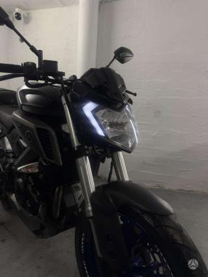Black Yamaha MT 125 2015 in Vilkaviskis, with an engine capacity of 0.13 L and mileage of 25 thousand km for 2199 €, photo 3 on AUTOMOTO.COM.LV