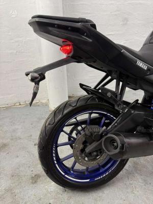 Black Yamaha MT 125 2015 in Vilkaviskis, with an engine capacity of 0.13 L and mileage of 25 thousand km for 2199 €, photo 11 on AUTOMOTO.COM.LV