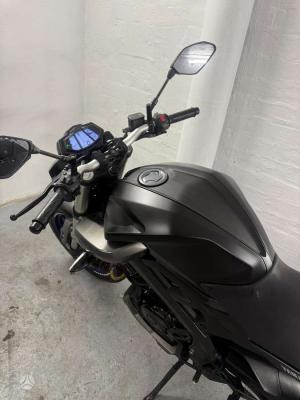 Black Yamaha MT 125 2015 in Vilkaviskis, with an engine capacity of 0.13 L and mileage of 25 thousand km for 2199 €, photo 18 on AUTOMOTO.COM.LV