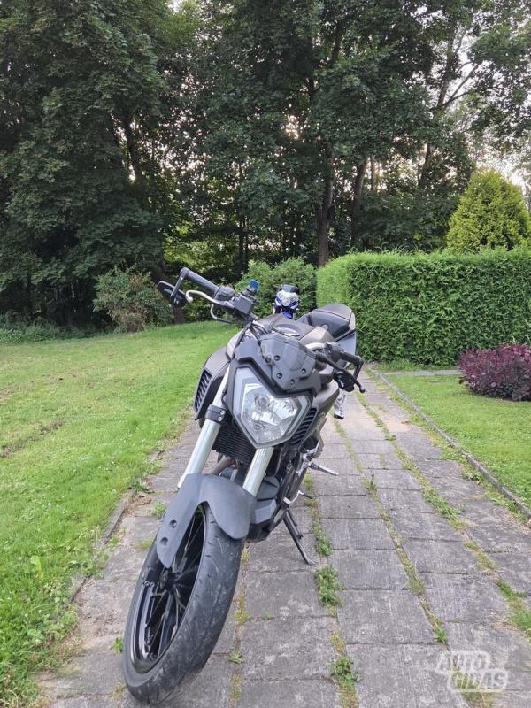 Black Yamaha MT 125 2015 in Kretinga, with an engine capacity of 0.13 L and mileage of 37 thousand km for 2100 €, photo 4 on AUTOMOTO.COM.LV