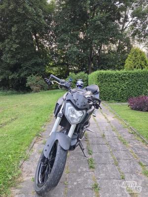 Black Yamaha MT 125 2015 in Kretinga, with an engine capacity of 0.13 L and mileage of 37 thousand km for 2050 €, photo 5 on AUTOMOTO.COM.LV