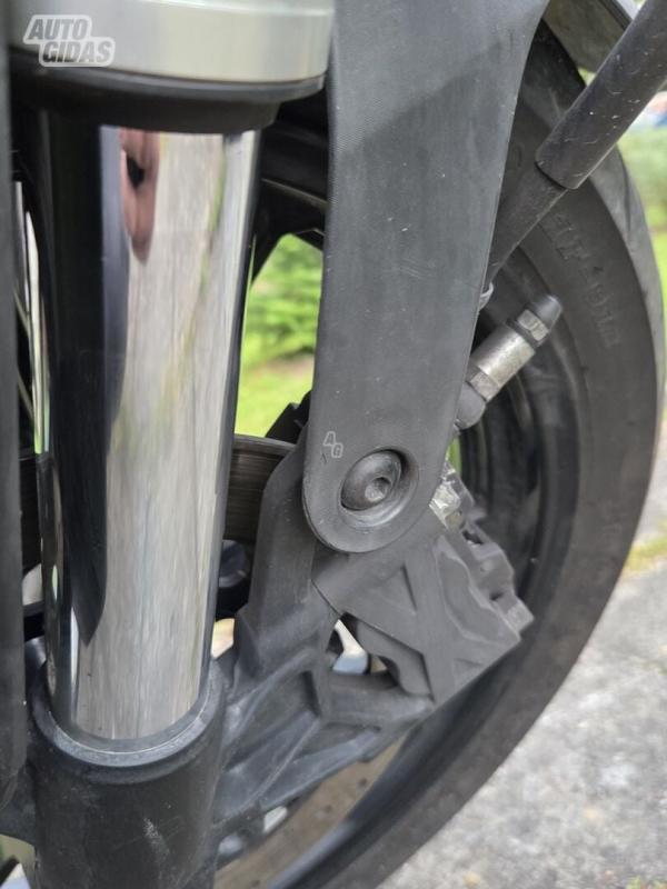 Black Yamaha MT 125 2015 in Kretinga, with an engine capacity of 0.13 L and mileage of 37 thousand km for 2100 €, photo 8 on AUTOMOTO.COM.LV