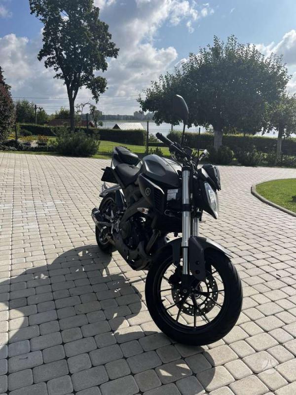 Yamaha MT 125 2015 Telšiai vietnē Melns Yamaha MT 125 2015 Telšiai, ar dzinēja tilpumu 0.13 L un nobraukumu 33 tūkst. km par 2500 €, foto 3 vietnē AUTOMOTO.COM.LV