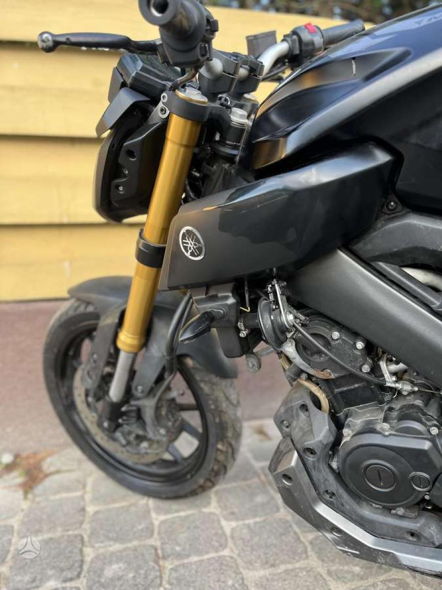 Black Yamaha MT 125 2016 in Kretinga, with an engine capacity of 0.13 L and mileage of 48 thousand km for 1480 €, photo 8 on AUTOMOTO.COM.LV