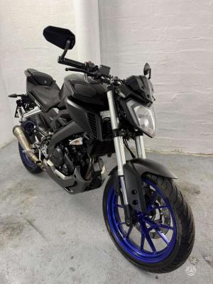 Black Yamaha MT 125 2016 in Marijampole, with an engine capacity of 0.13 L and mileage of 23 thousand km for 2250 €, photo 4 on AUTOMOTO.COM.LV