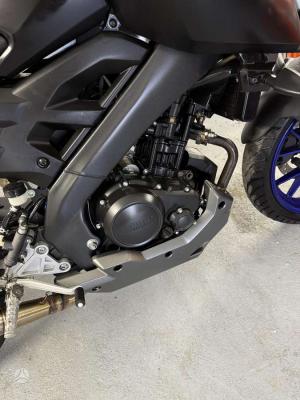 Black Yamaha MT 125 2016 in Marijampole, with an engine capacity of 0.13 L and mileage of 23 thousand km for 2250 €, photo 10 on AUTOMOTO.COM.LV