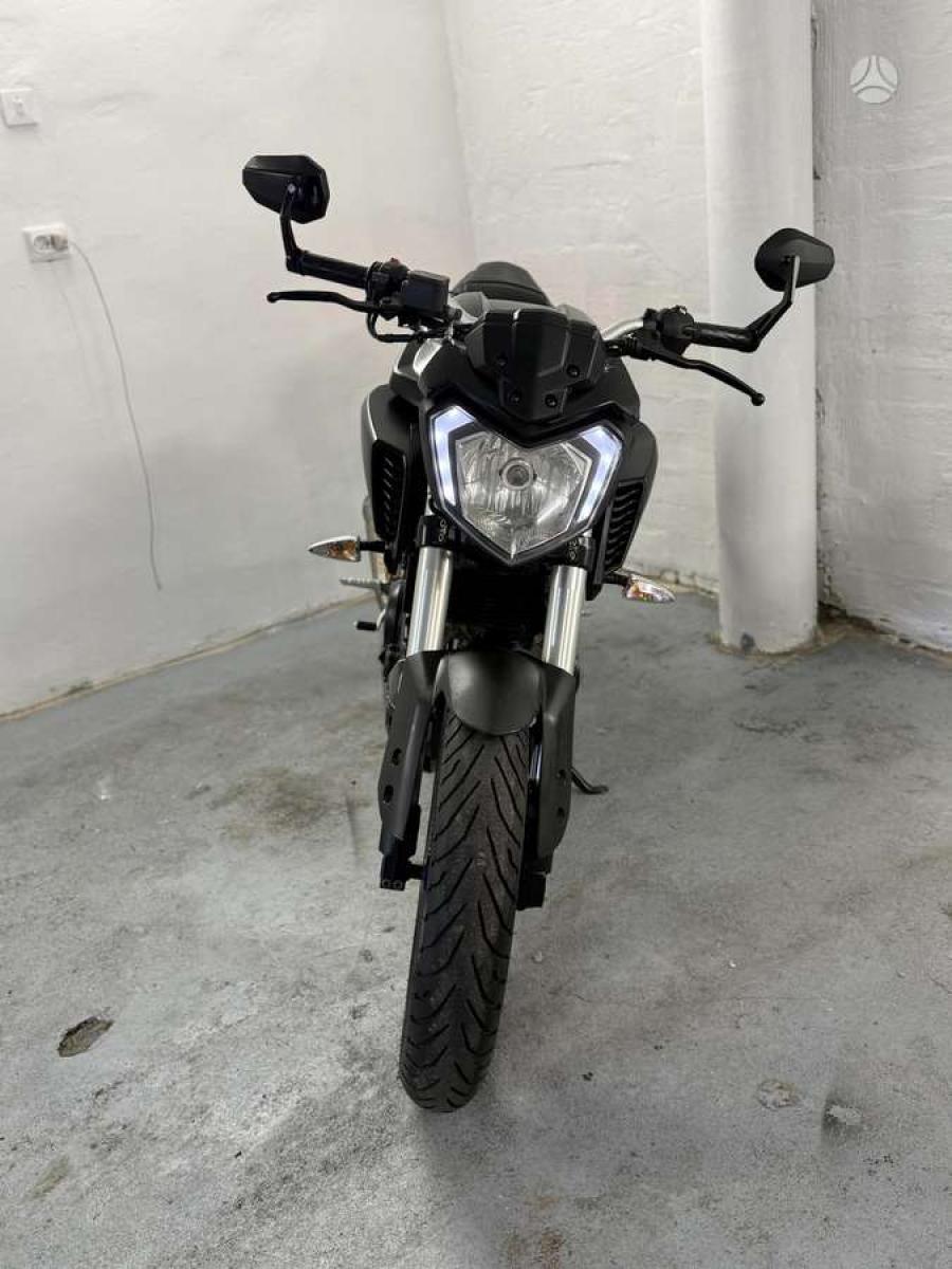 Black Yamaha MT 125 2016 in Marijampole, with an engine capacity of 0.13 L and mileage of 23 thousand km for 2250 €, photo 16 on AUTOMOTO.COM.LV