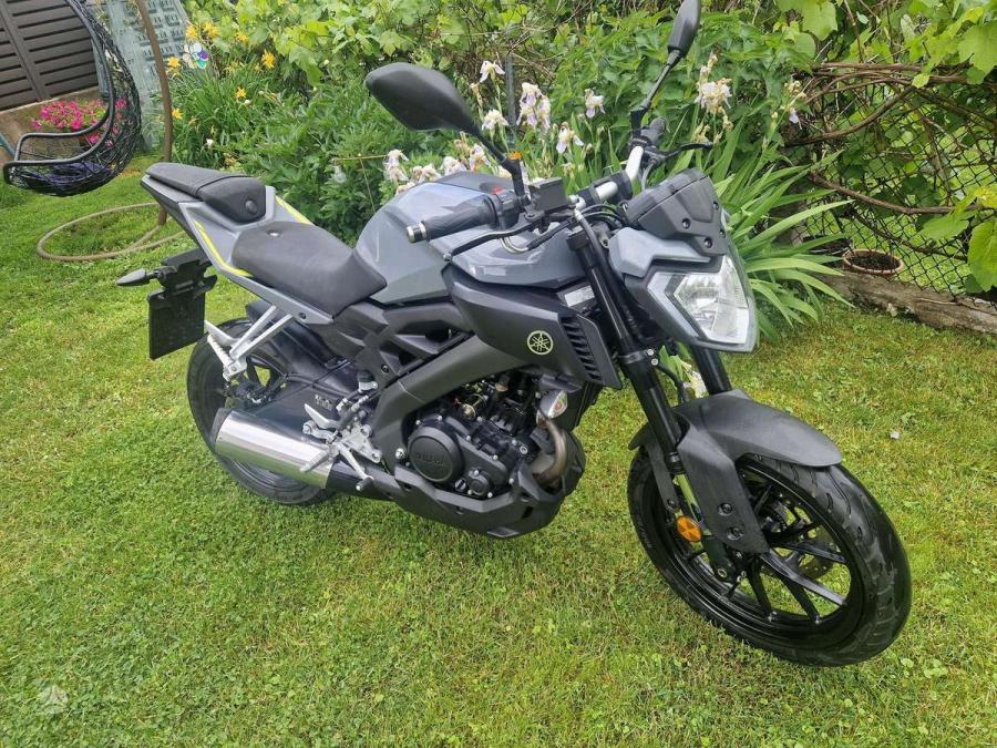 Melns Yamaha MT 125 2017 Viļņa, ar dzinēja tilpumu 0.00 L un nobraukumu 16 tūkst. km par 2450 €, foto 1 vietnē AUTOMOTO.COM.LV