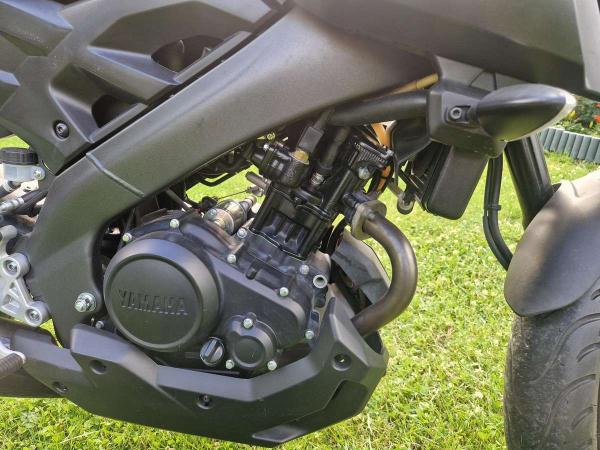 Black Yamaha MT 125 2017 in Vilnius, with an engine capacity of 0.00 L and mileage of 16 thousand km for 2450 €, photo 5 on AUTOMOTO.COM.LV