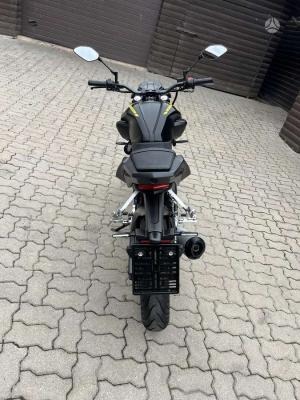 Черный Ямаха MT 125 2017 в Пренай, объемом двигателя 0.13 л и пробегом 19 тыс. км за 2699 €, фото 9 на AUTOMOTO.COM.LV